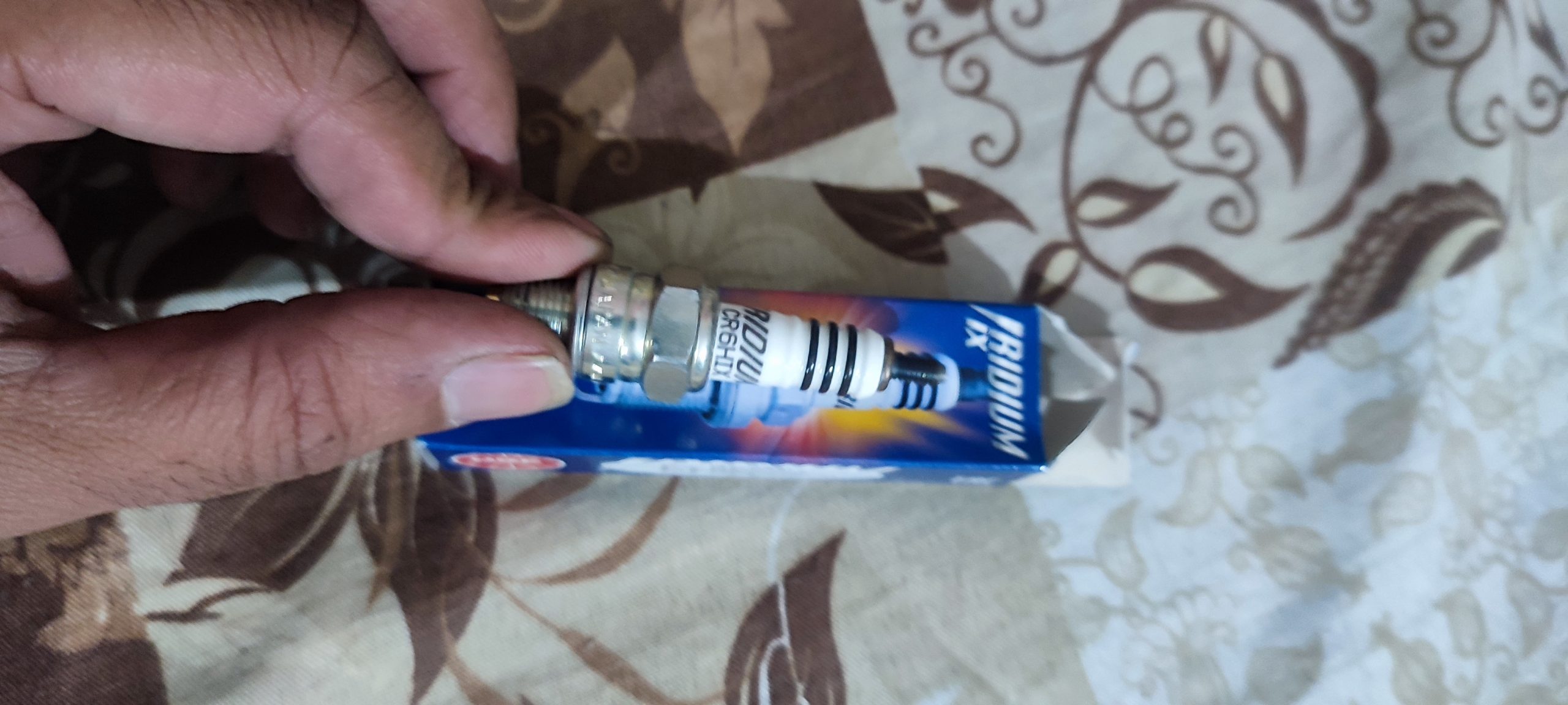 NGK Original CR6HIX , CR7HIX Iridium Spark Plug - Motorcycle Spark Plug ...